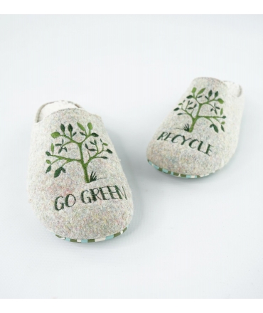 Women's recycled slippers written "Go Green" vegan shoes - VEGANSHOES.IT